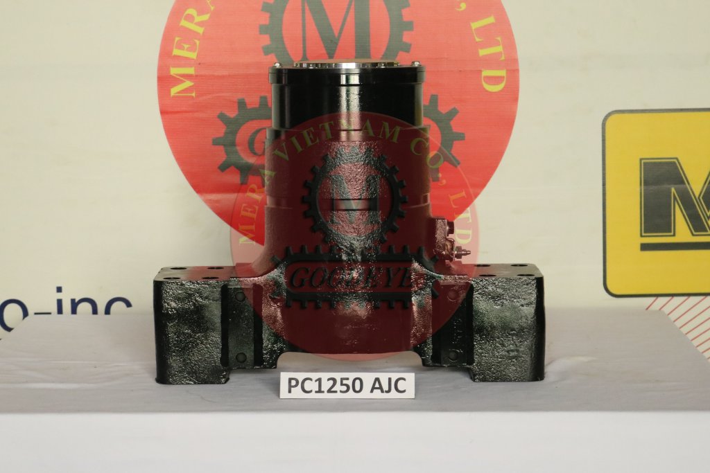 Yoke – KOMATSU – PC1250-7/8/11R (21N-30-00230/21N-30-00240)